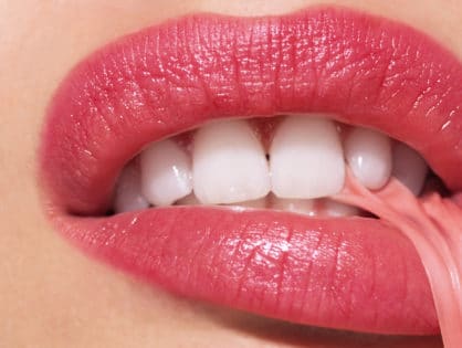 Can Chewing Gum Clean Your Teeth? - Drews Dental in Lewiston, ME